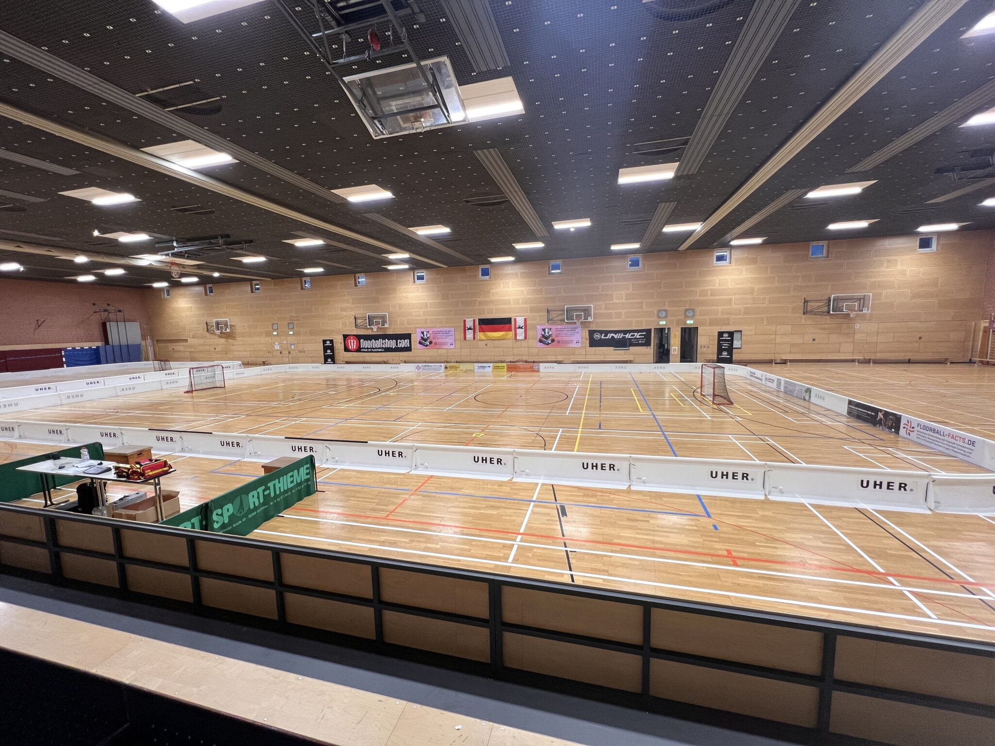 Startseite - Floorball @ Karower Dachse Berlin